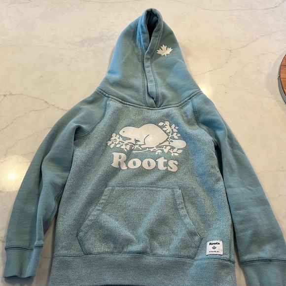 Roots | Shirts & Tops | Roots Canada Hoodie With Kangaroo Pocket | Poshmark